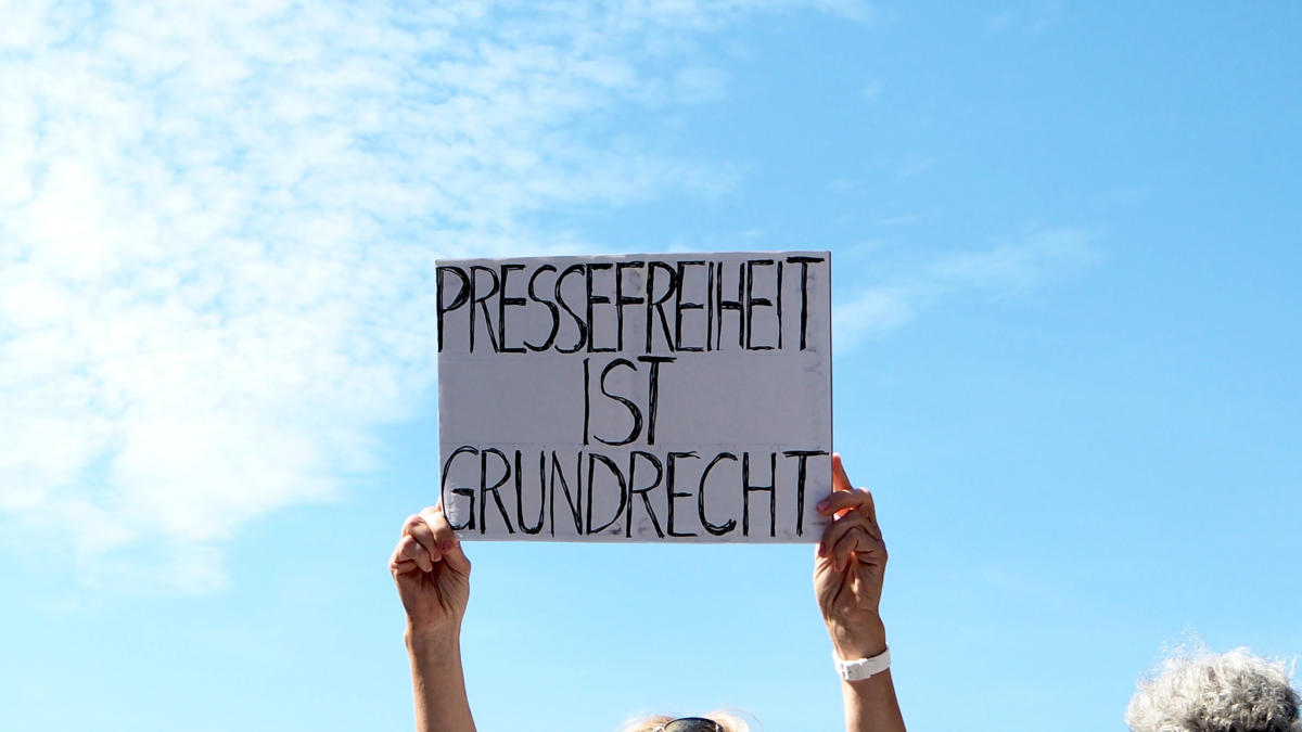 Redfish: Neuer Propagandasender von Russia Today aus Berlin