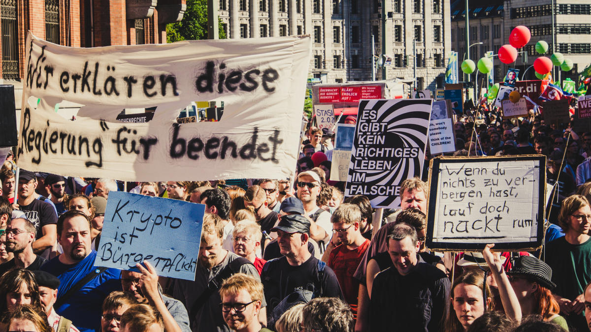 Samstag in Berlin: Demonstrieren gegen Überwachung, feiern für Grundrechte