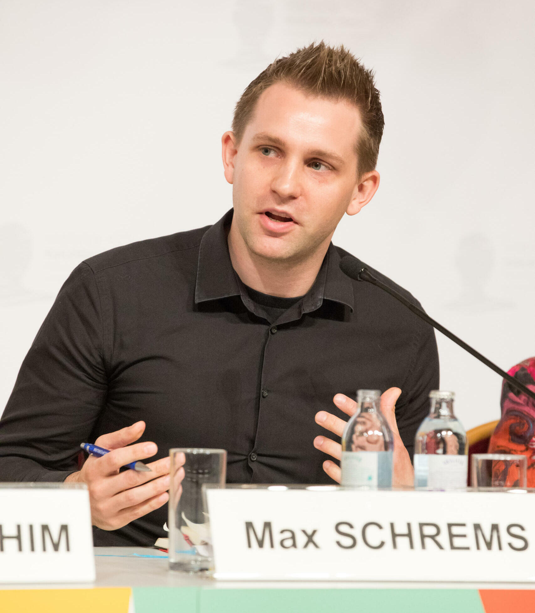 Neue Klage von Schrems: Schadensersatz für Millionen von Facebook-Nutzer:innen?
