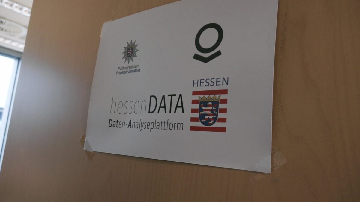 Palantir und Alexander Karp: Töten auf Basis von Metadaten